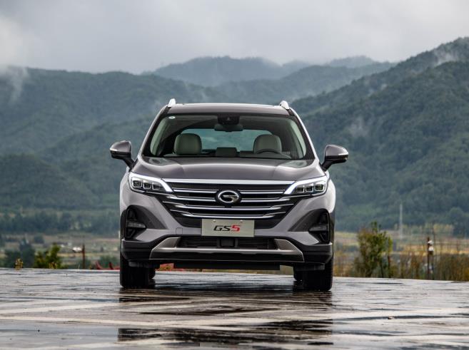 130万公里驾龄老司机，选车坚持喜提传祺GS5，车主说了几句心声_百科TA说