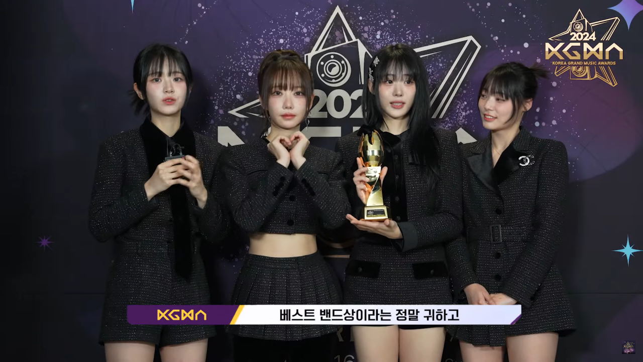 QWER（韩国女子乐队）_百度百科