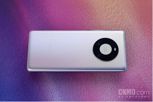 华为Mate40 Pro全面评测：它的强项不仅仅是麒麟9000_百科TA说