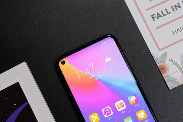 噱头还是真实力？荣耀Play3“吓人技术”实测 流畅度一个字：快！_百科TA说