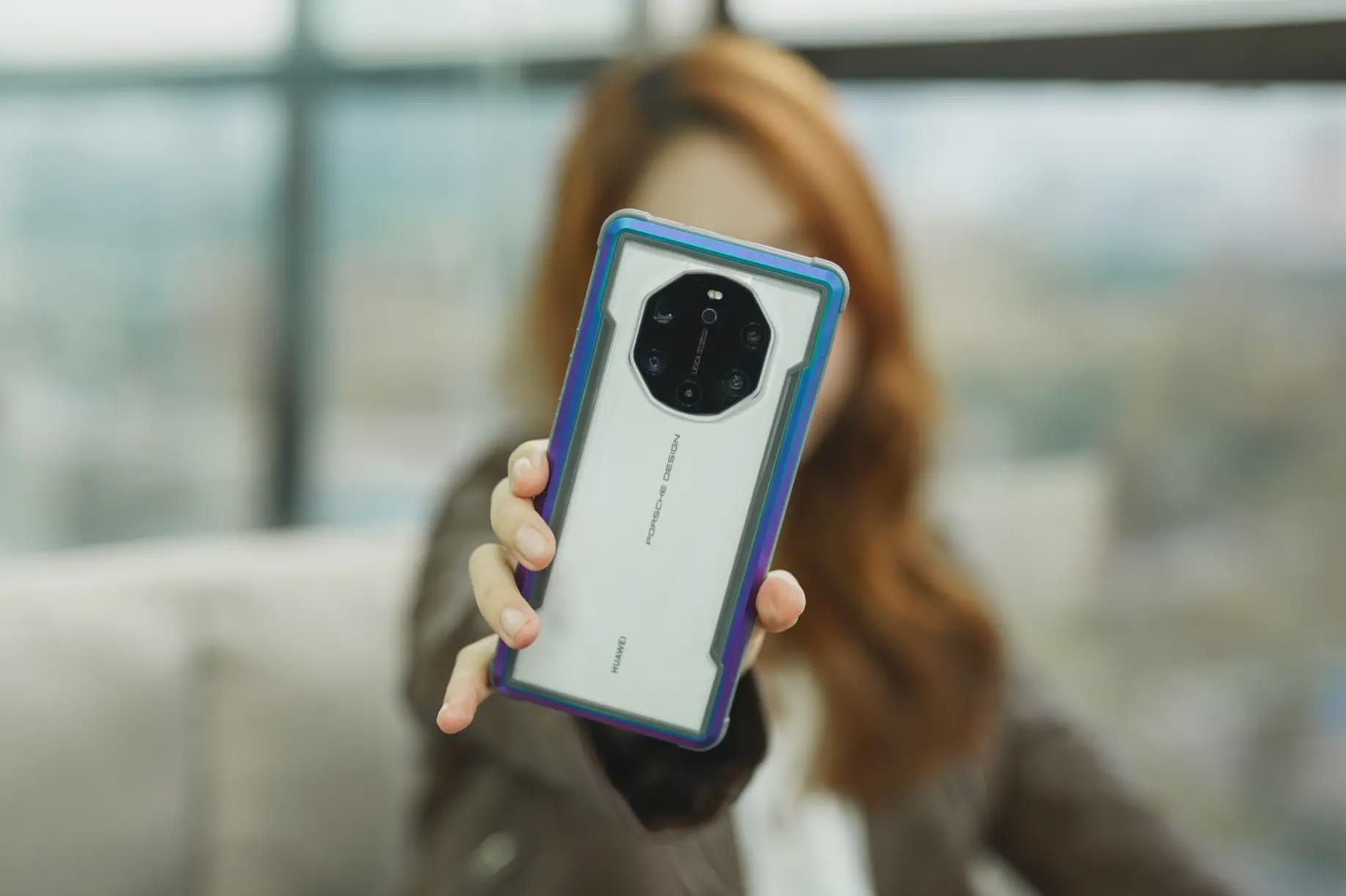 决色Mate40 RS保时捷手机壳，给爱机多一层防护_百科TA说