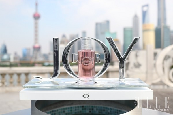 Dior迪奥全新香氛JOY by Dior上市发布_百科TA说