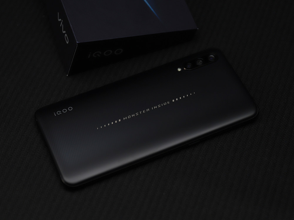 iQOO真酷！iQOO Monster新机图赏_百科TA说