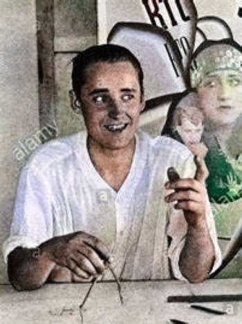 Vladimir and Georgii Stenberg_百度百科