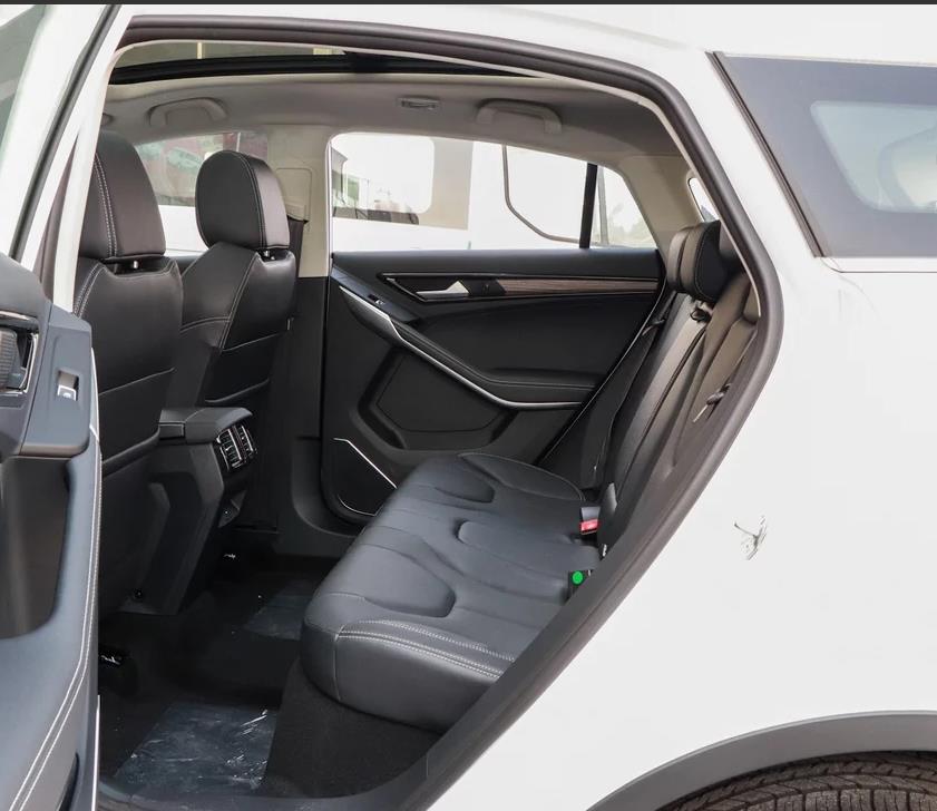 都是16万，马自达CX4和福特领界谁的档次高？看完你就领悟了_百科TA说