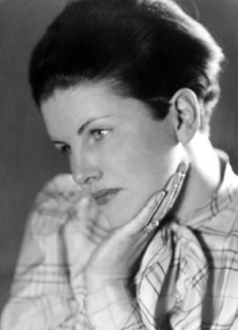 Elise Aulinger_百度百科