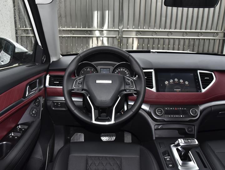 开过哈弗H6Coupe，11万又换长安欧尚X7，对比差距，车主：想说心里话_百科TA说