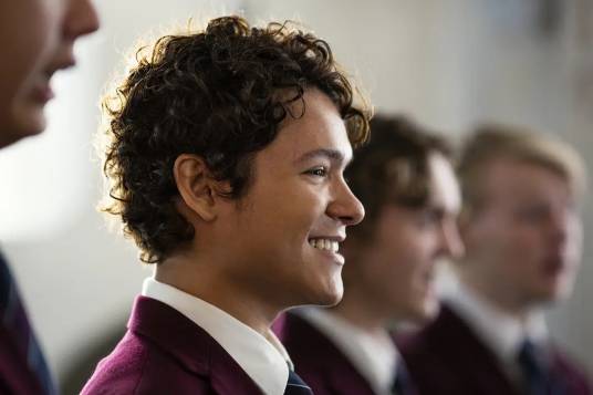 Simon（电视剧《王储的抉择》中的虚构角色）_百度百科