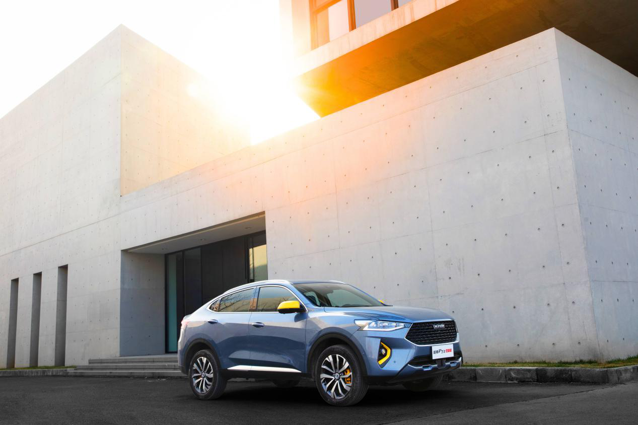 夫妻的世界品质超高，哈弗F7x的极致产品力也十分“扛打”_百科TA说