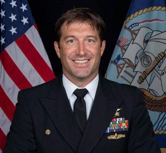 布莱恩·布尔乔亚_百度百科