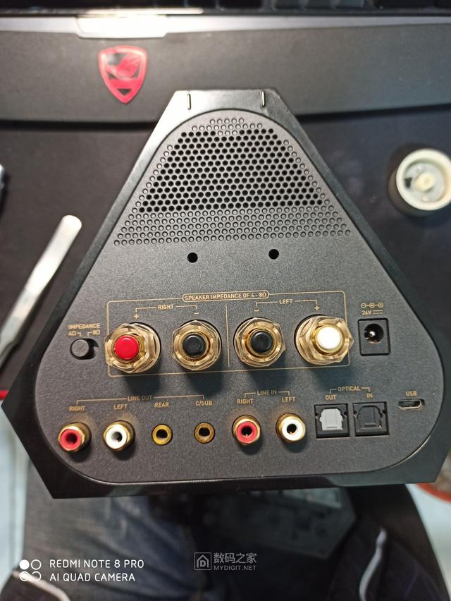 曾经的旗舰，创新SoundBlaster X7外置独立声卡详细微观拆解！_百科TA说