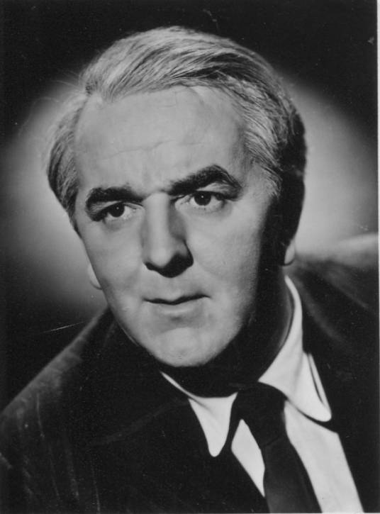 Joseph Tomelty_百度百科