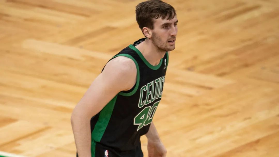 别以为比赛稳了_百科TA说