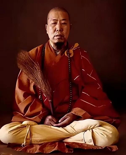 美国高材生出家当和尚：为了信仰，三步一拜2600里，6年不说话_百科TA说