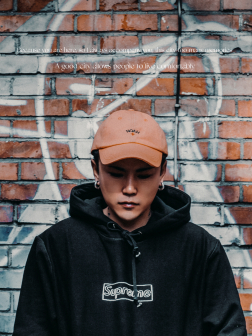 Supreme（美国潮流服饰品牌）_百度百科