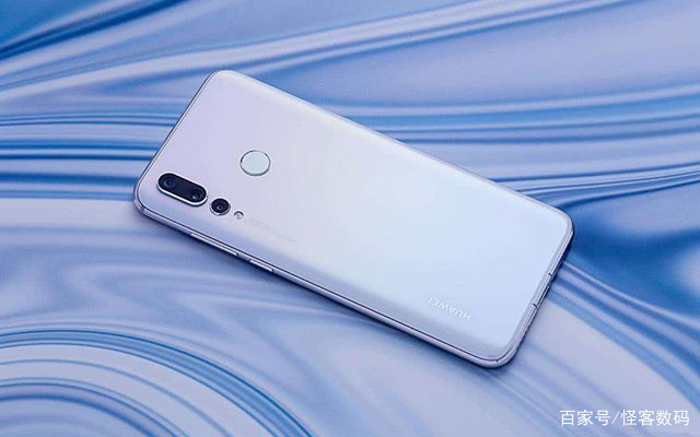 2019年，华为nova4：再见了！_百科TA说