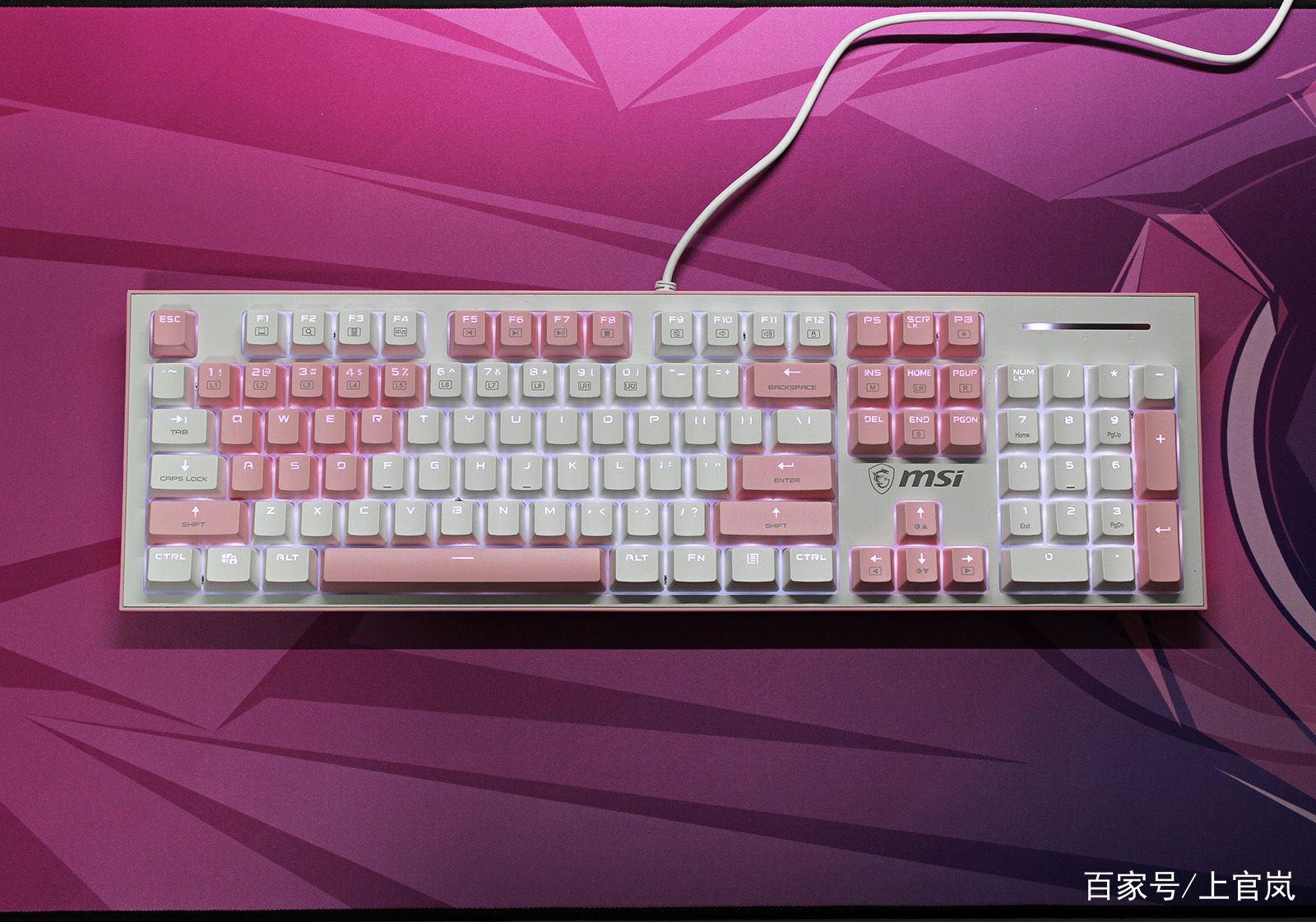 向粉白配色投降，微星GK50Z Pixel 机械键盘开箱_百科TA说