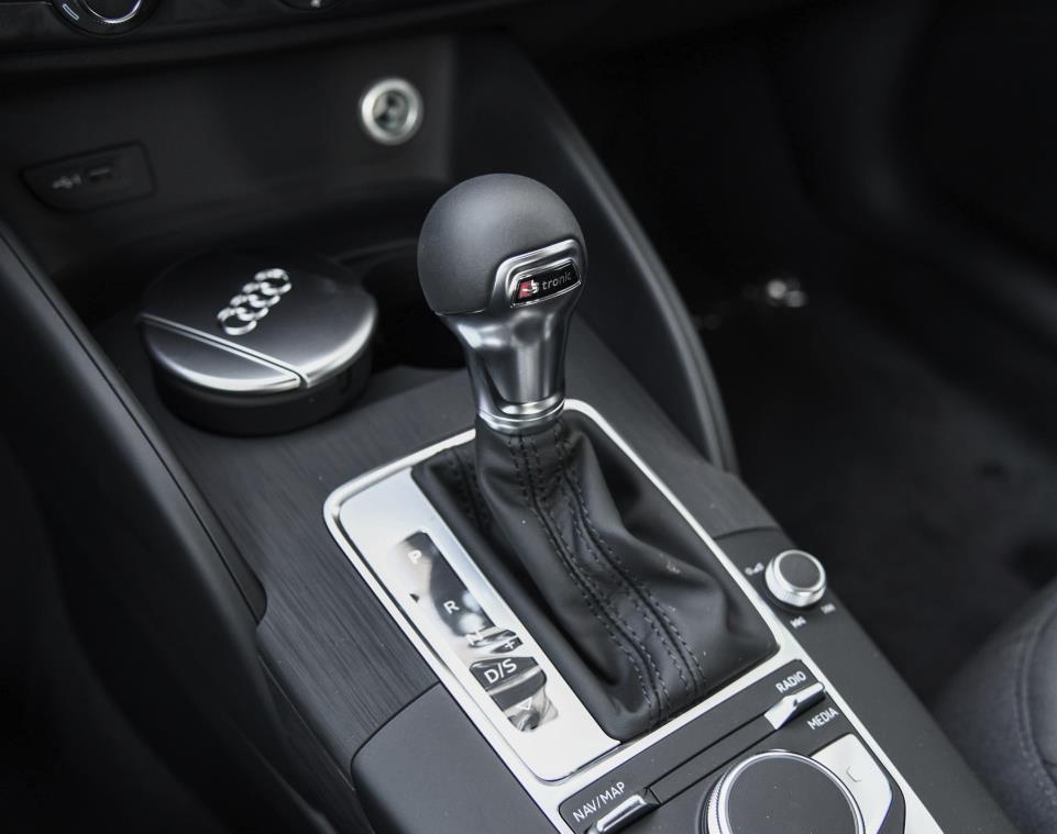 18年驾龄老司机，提车执意入手奥迪A3，车主表示有话要说_百科TA说