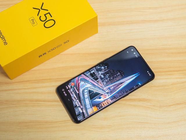 Realme X50 Pro玩家版发布，最超值的5G旗舰新机值不值得入手？_百科TA说