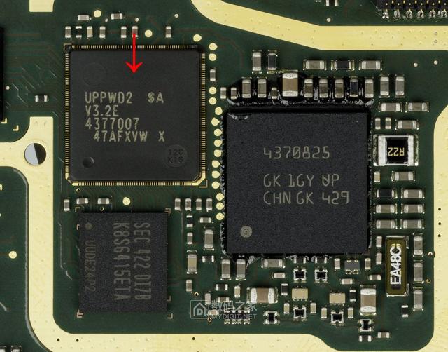 十五年前的直板机皇诺基亚NOKIA 7610拆解，时代艳惊四座的设计！_百科TA说