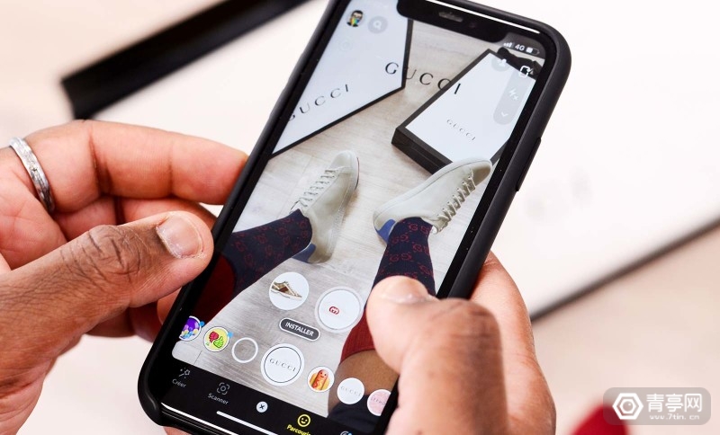 Snapchat与Gucci再合作，推AR试鞋体验_百科TA说
