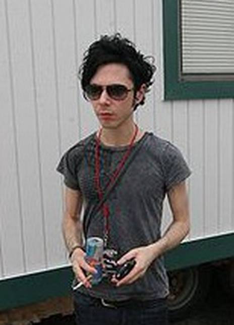 Nick Zinner_百度百科