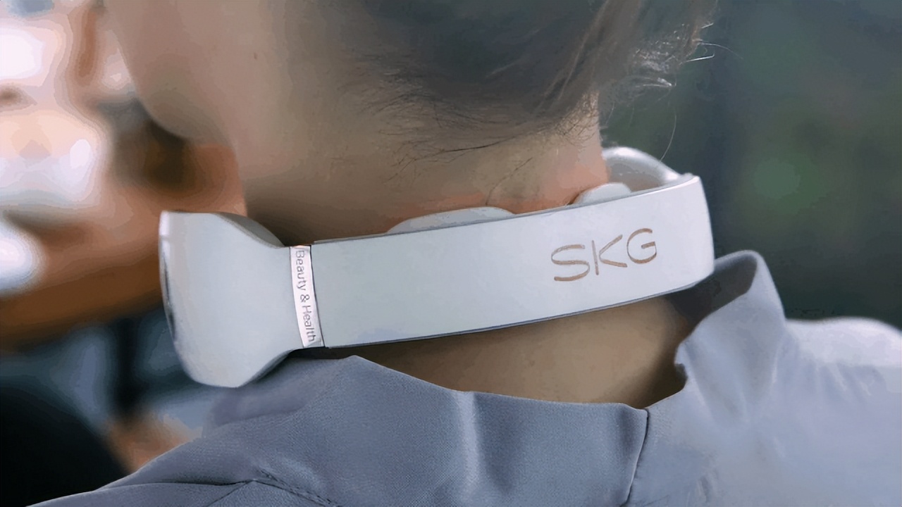 靠一个爆款就能IPO?SKG能走出同质化怪圈吗_百科TA说