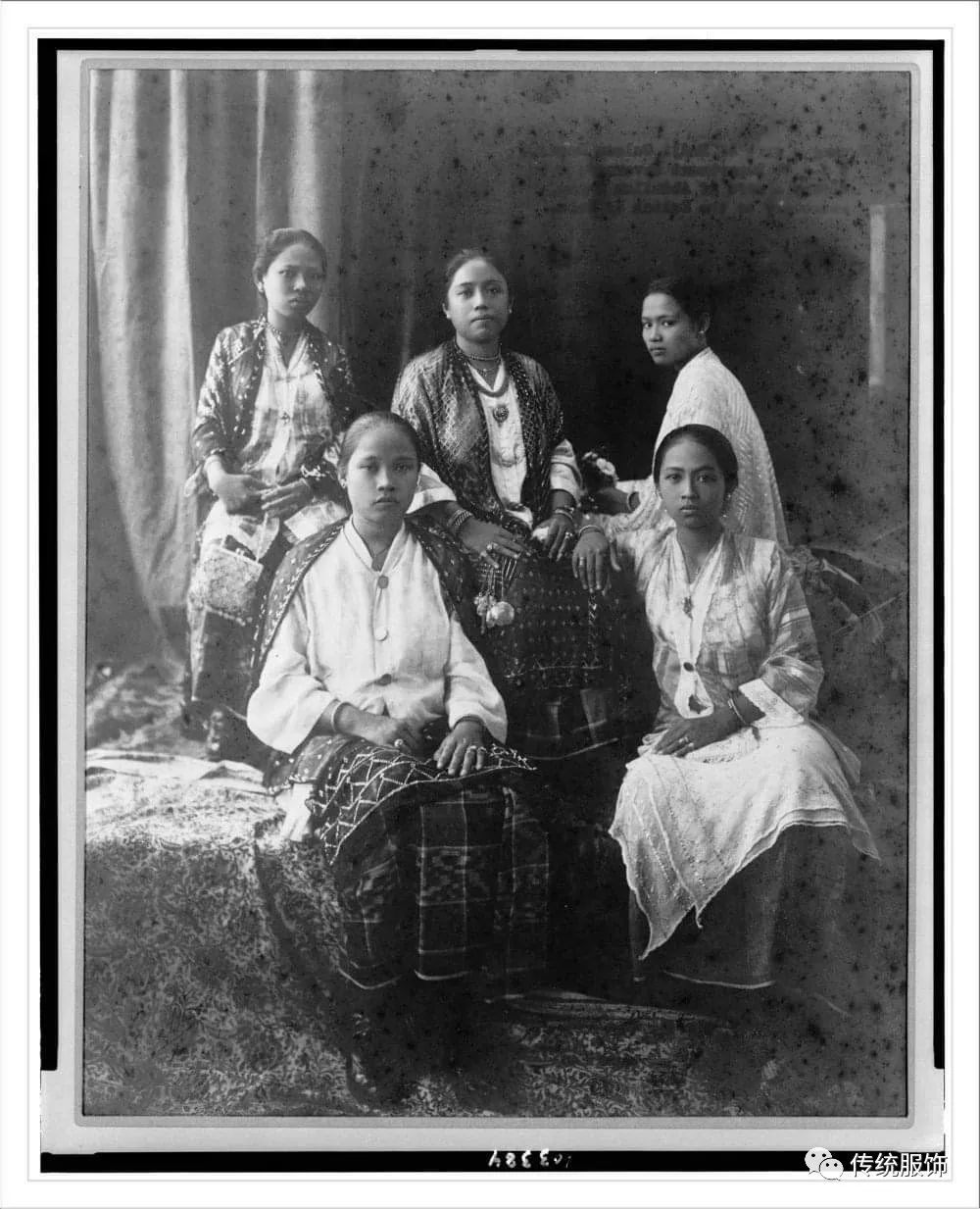 菲律宾南部女性，最爱穿这三种传统服饰！_百科TA说