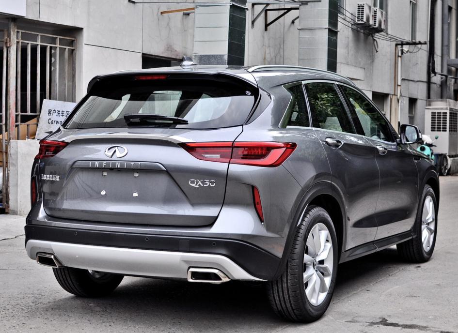 全款33万提了辆英菲尼迪QX50，开了210天后，车主说了大实话_百科TA说