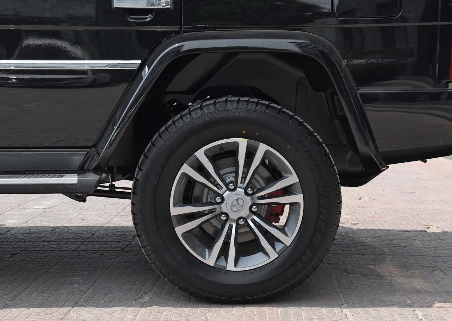 手握30万入手北京BJ80，3个月后，车主说出驾驶体验！_百科TA说