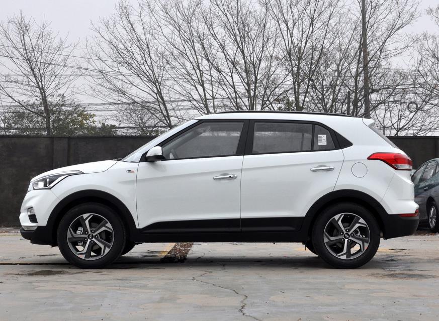 努力7年，16万选择北京现代ix25上班用，车主表示有话要说_百科TA说