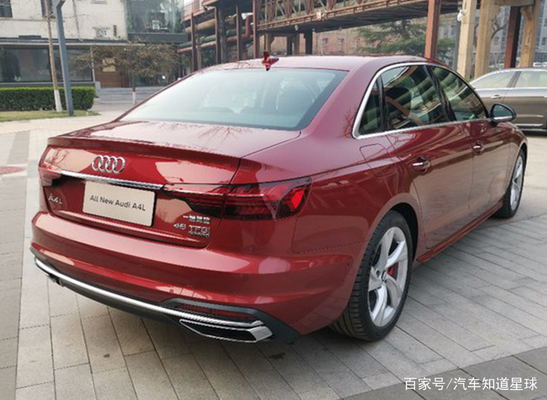 到店实拍新款国产奥迪A4L，外形更激进_百科TA说
