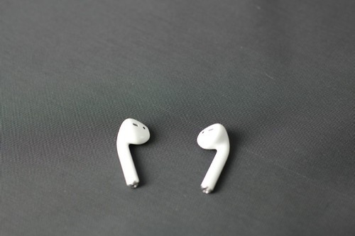 AirPods（第 1 代）_百度百科