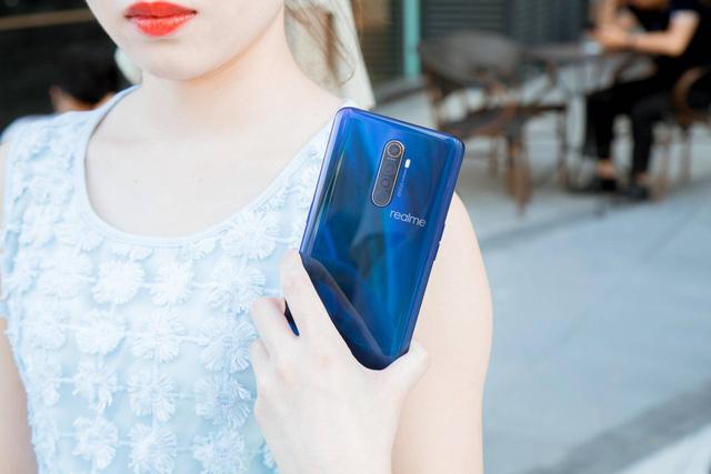 越级两连击！拿下骁龙865、765G后，realme抢先开启5G普及之路？_百科TA说