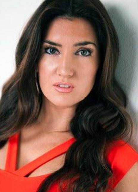 Caroline LeDuc_百度百科