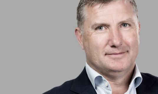 Ian Hawkes_百度百科