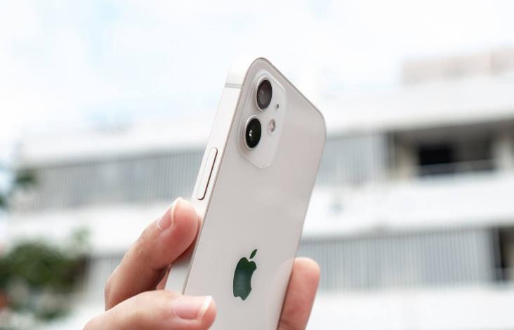 幸福来得太突然！iPhone12mini迎来价格新低，比iPhone11值得买_百科TA说