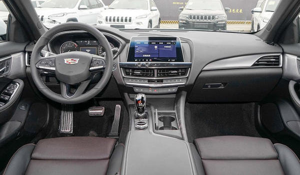 没看过搭载MRC和mLSD的CT5，年轻人可能会误买奔驰C级_百科TA说