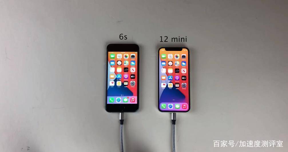 经典对决，iPhone12mini和iPhone6S续航实测对比，结果超乎想象_百科TA说