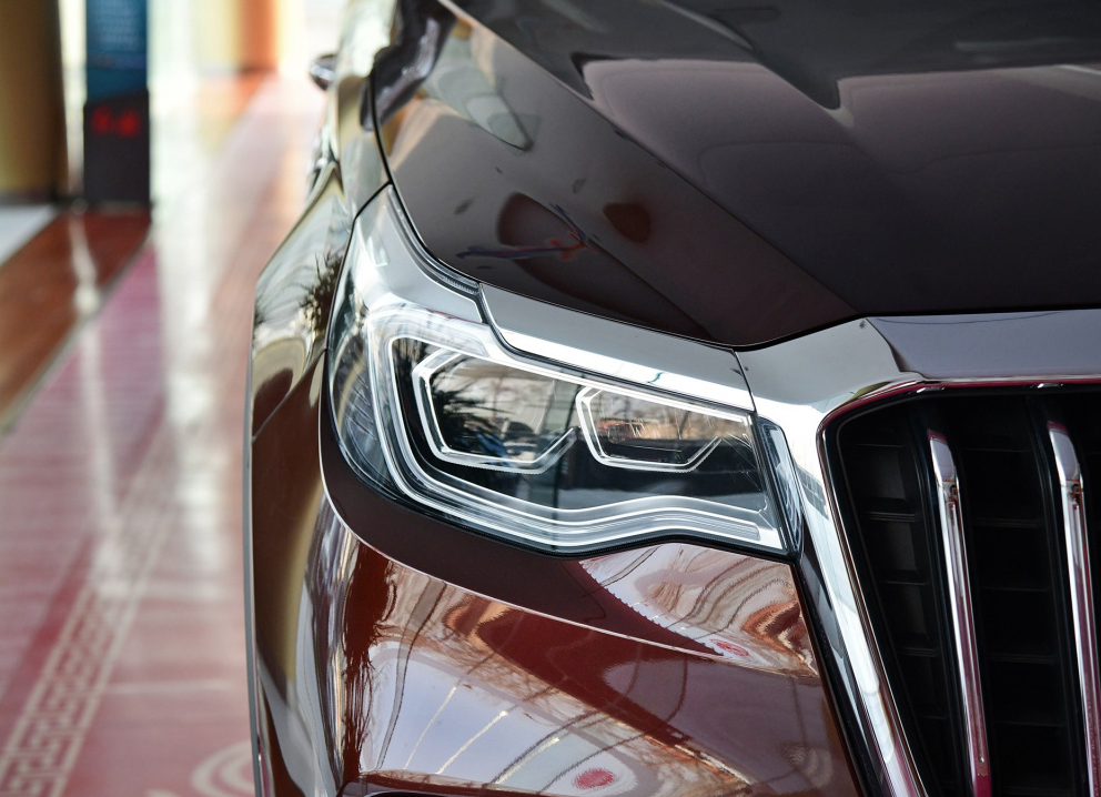 红旗HS7霸气时尚，长超5米，3.0T爆337马力+四驱，和BBA不相上下_百科TA说