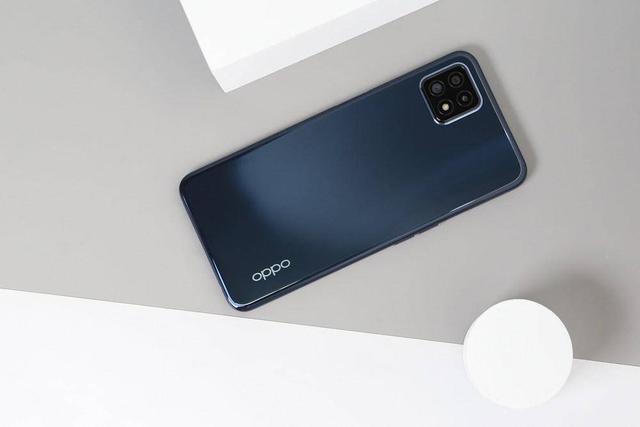 OPPO A72极简黑图赏：带你细品“好看又能打”的千元5G手机_百科TA说