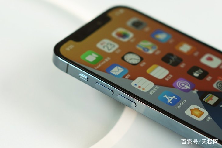 iPhone 12 Pro窄边框体验：视觉窄了，手感厚了_百科TA说