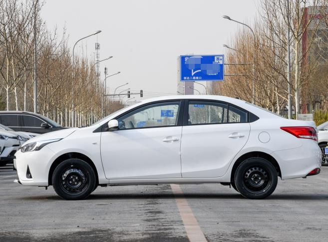 得到普遍认可的YARiSL致享，抛开外观不谈，还有什么优点？_百科TA说