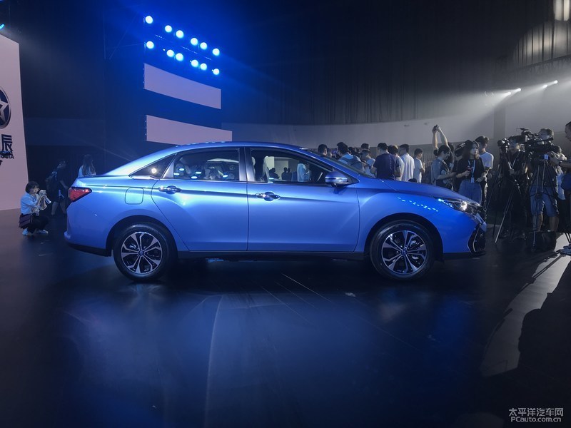 启辰D60EV有望推出新车型 续航里程405km_百科TA说