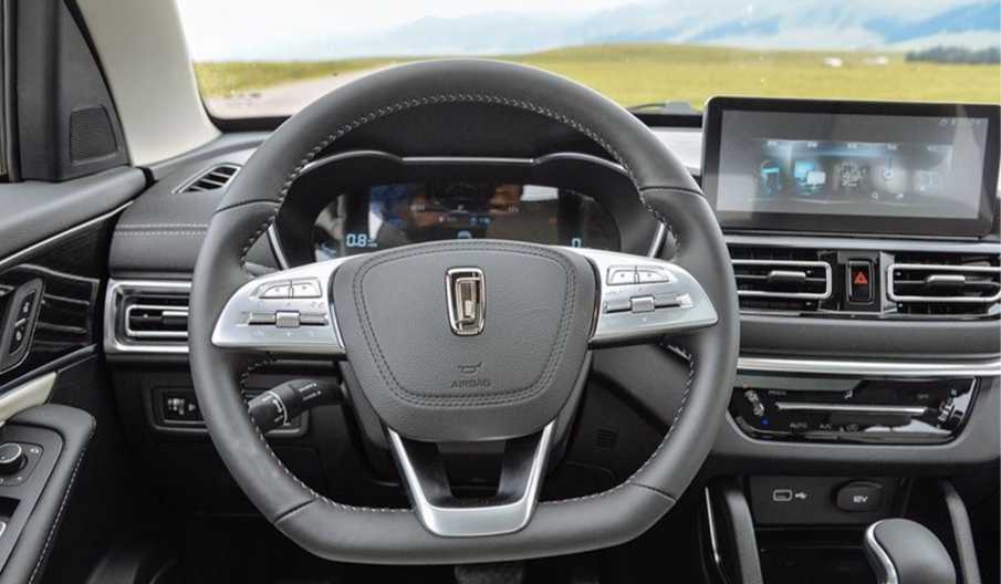 搭全新动力系统，奔腾T33 1.2T开售_百科TA说