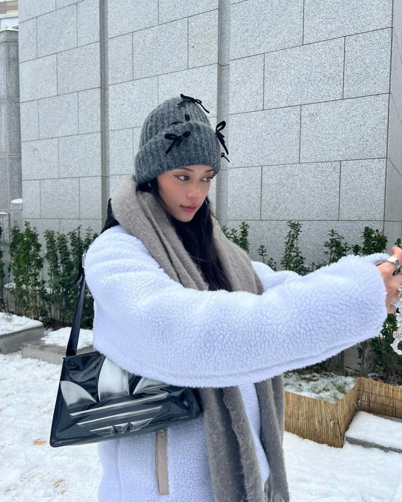 MEGAN（美籍华裔女歌手、演员、模特，女子唱跳组合KATSEYE成员）_百度百科