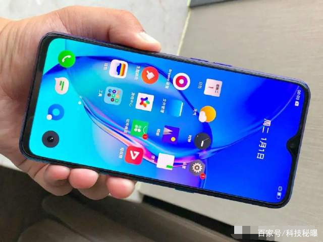 OPPO发狠，骁龙730G中端手机，一夜怒降至1299元！_百科TA说