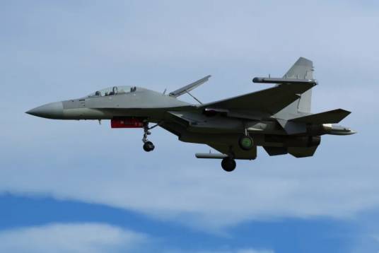 歼-16D_百度百科