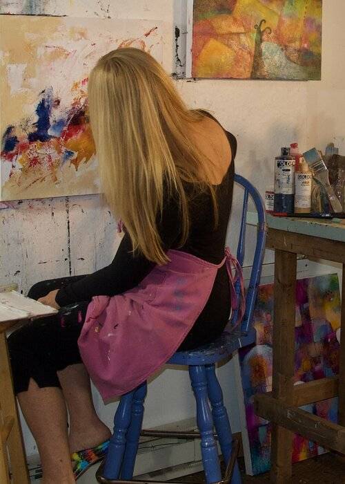 Laurie DeVault_百度百科