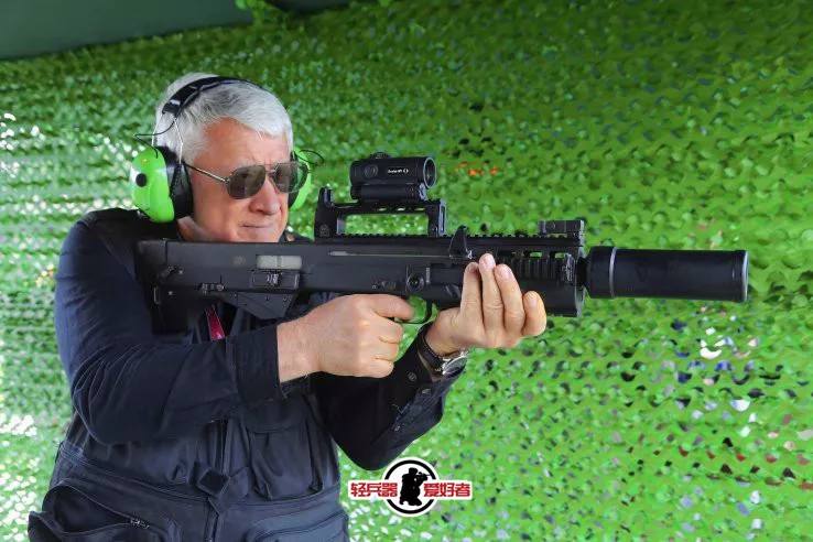 终极CQB武器，俄国神秘的轻兵器ASh-12.7突击步枪_百科TA说